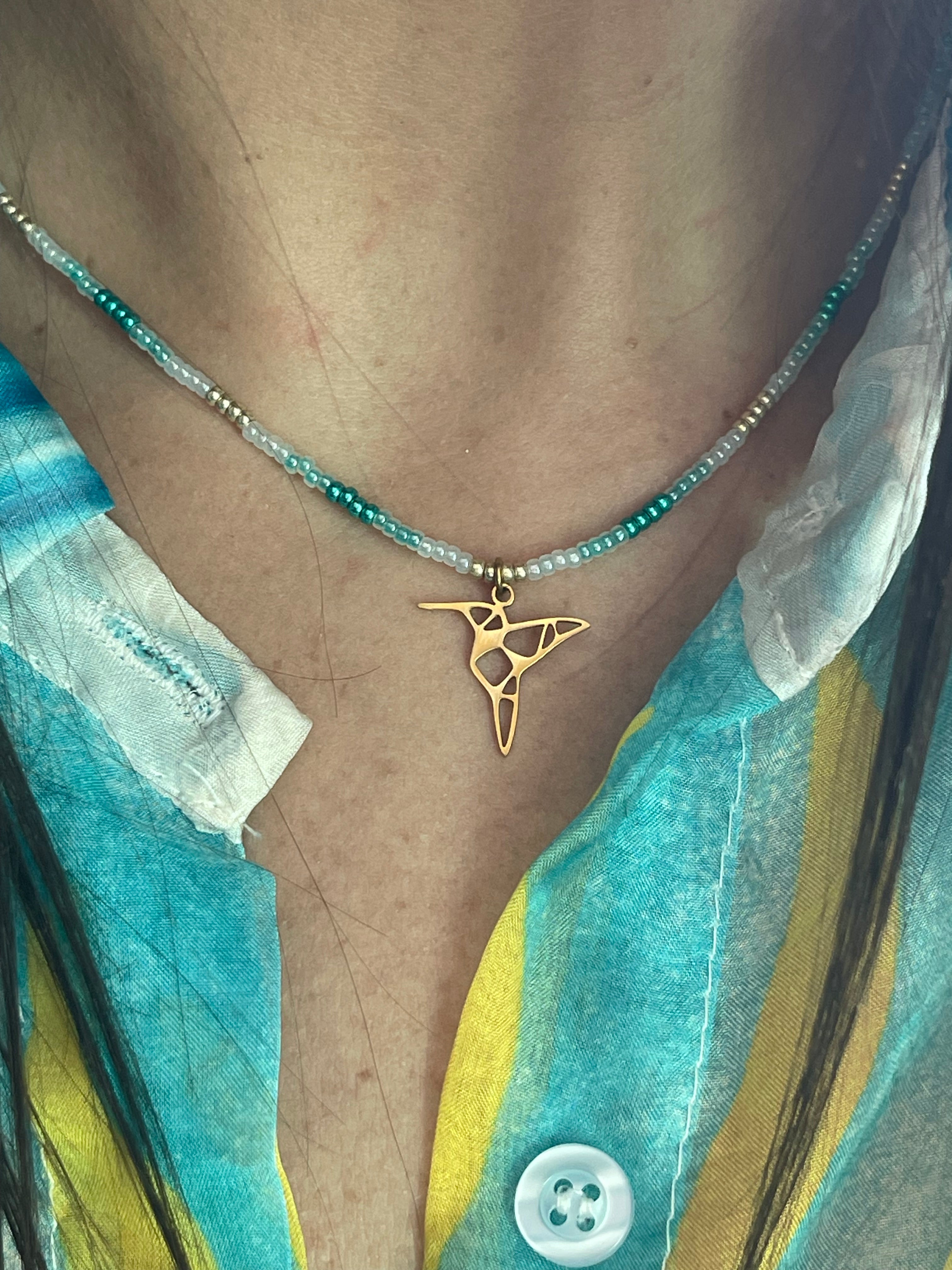 Collier Colibri -Collabo Néron / Graines de Folie- – Bijoux Caroline Neron
